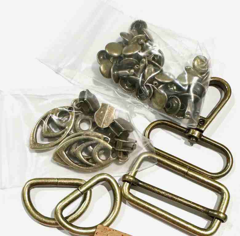 Bag & Hardware Kits – Jeannie's Designs