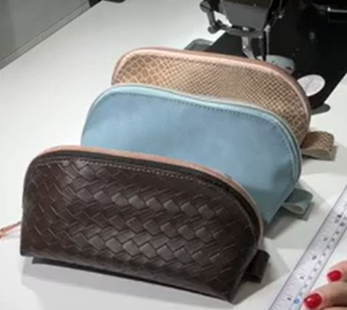 Logi Pouch – Jeannie's Designs