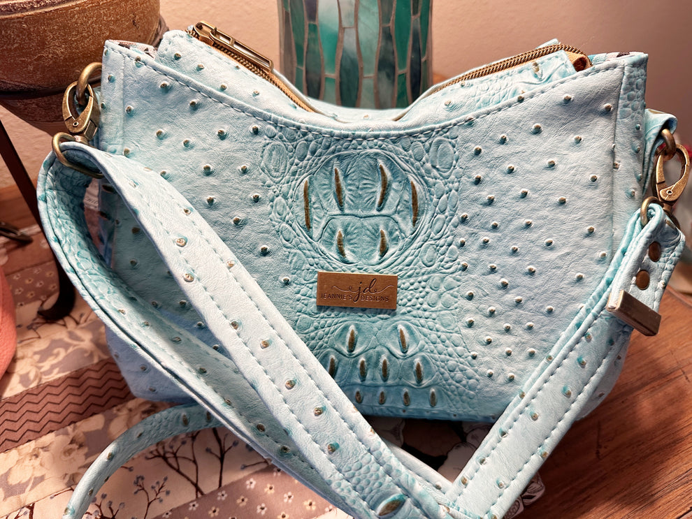 Annabelle Shoulder Bag in Leather – Jeannie's Designs