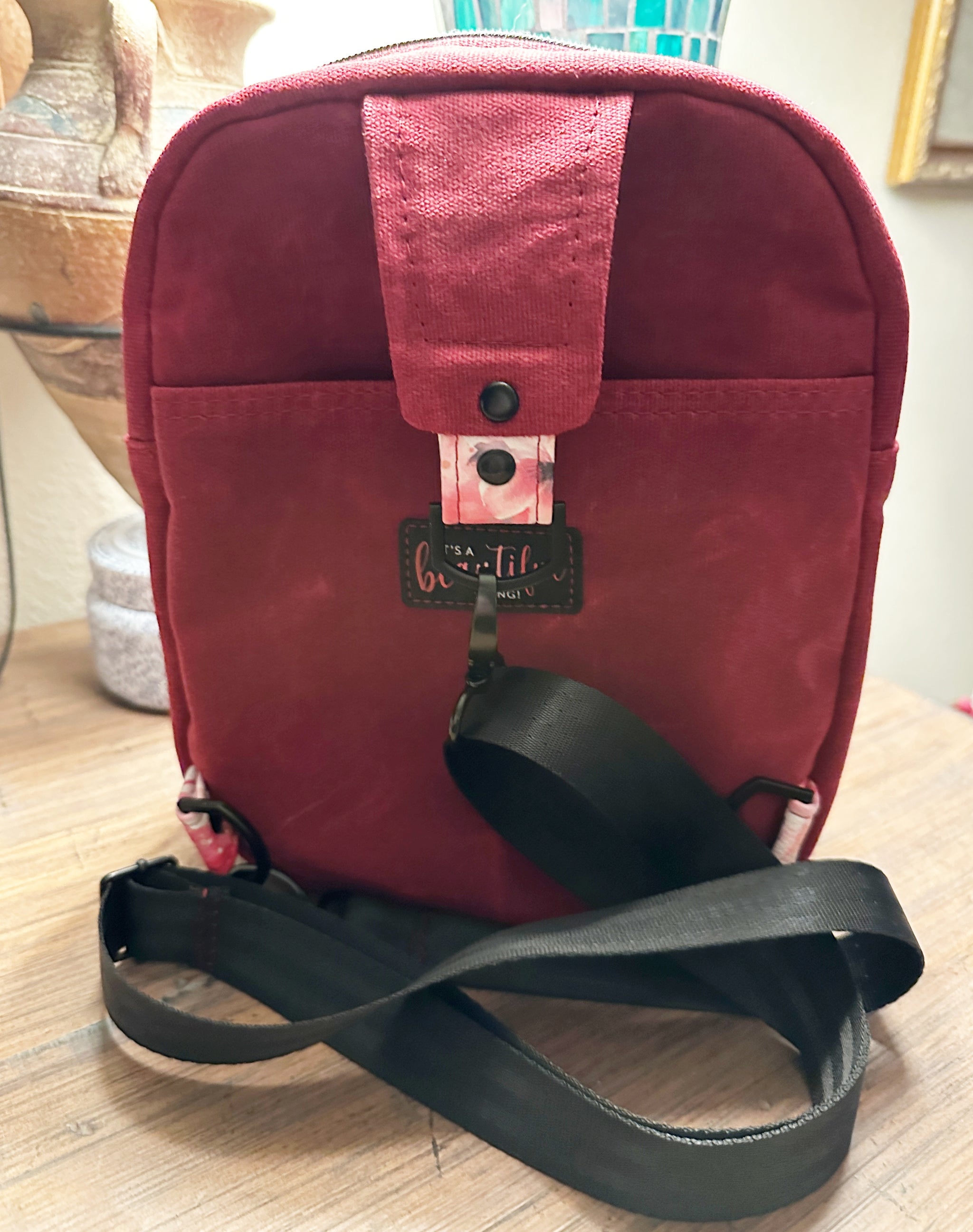 Pebble Mini Sling Bag – Jeannie's Designs